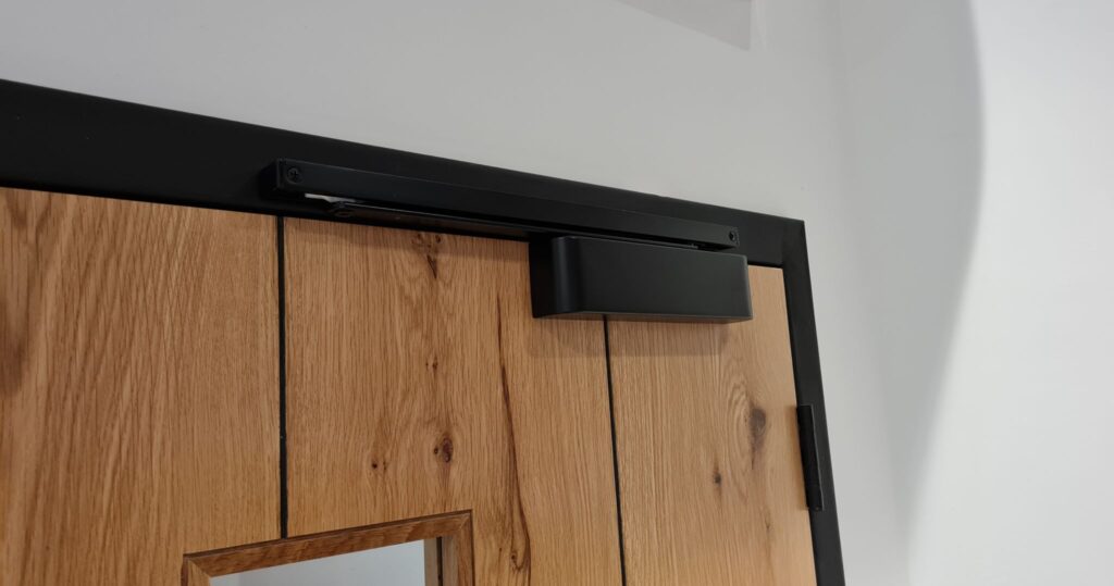 Silver Door Closer - Heavy Duty - Max Door Weight 110kg